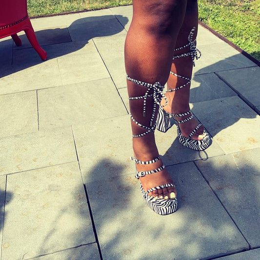 Standing Tall in Style: 3 Stylists Redefining Fashion for Women Over 6 ...